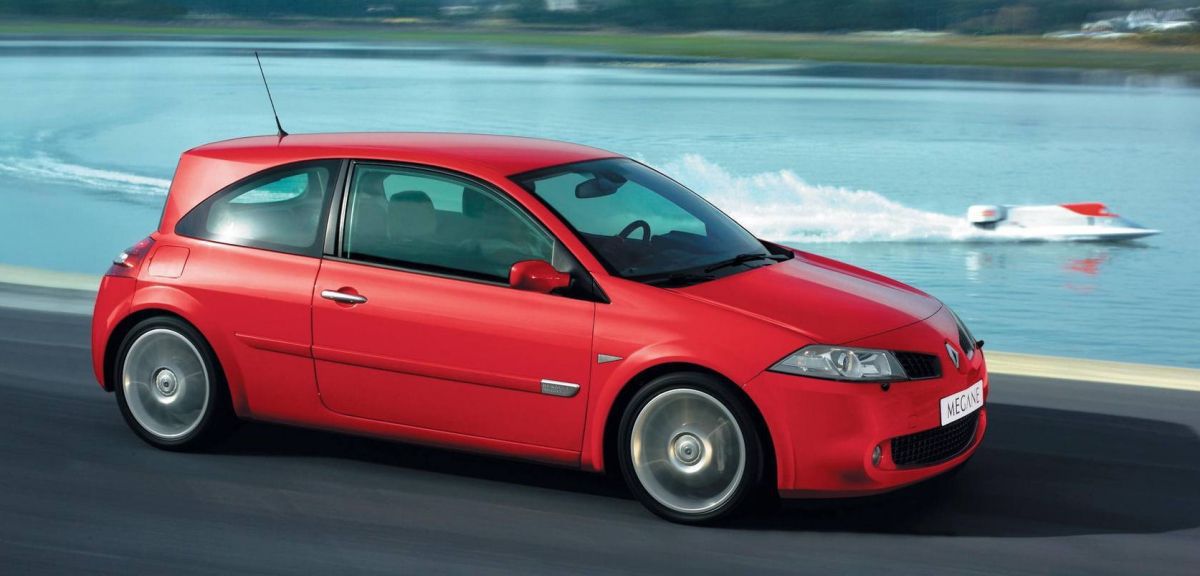 Renault Mégane II RS F1 Team: présentation, prix, équipements