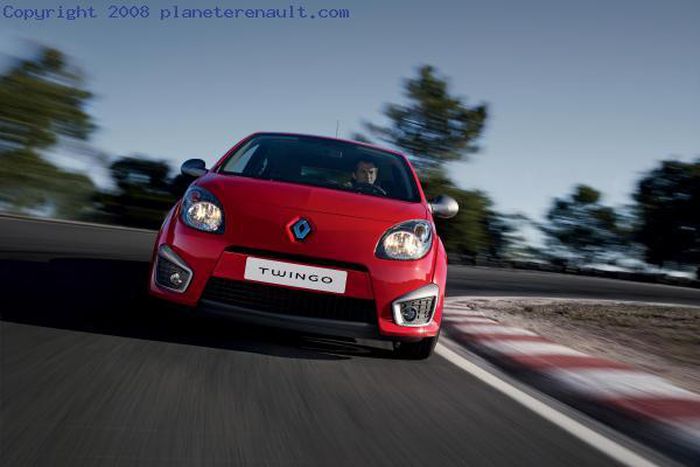 Essai Renault Twingo 2 RS: petite sportive en manque de souffle